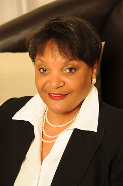 Iris Henry's Instagram, Twitter & Facebook on IDCrawl